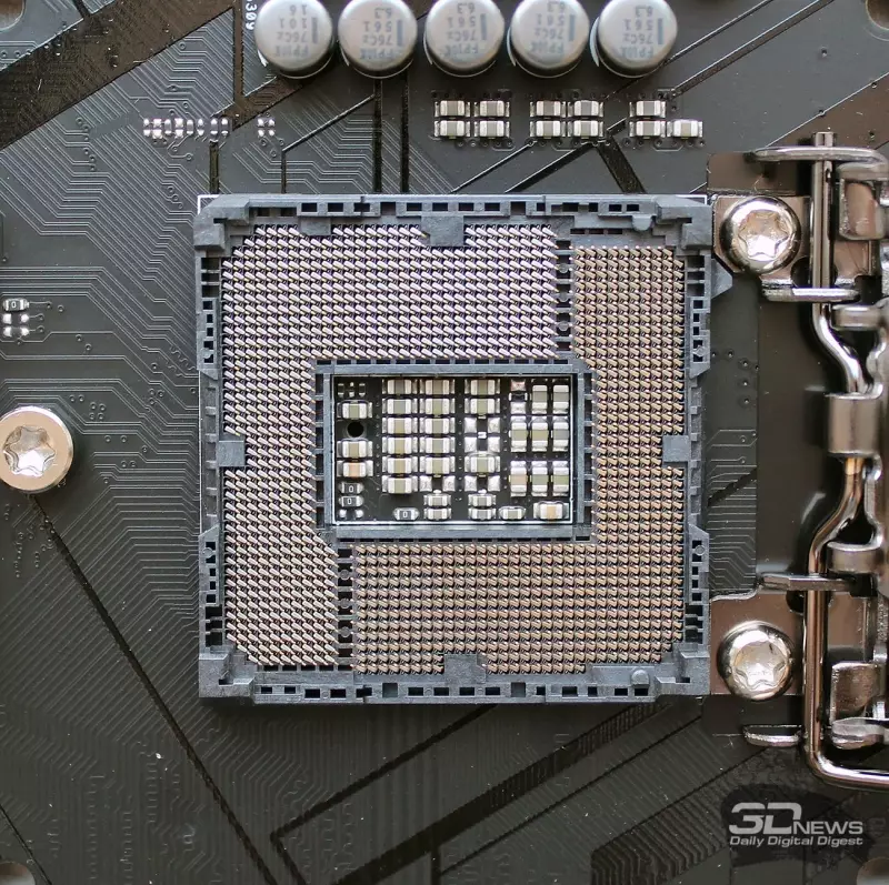 Asus rog motherboard. አዲስ እናትቦርዶች ከ ASUS። SupremeFX፡ አዲስ ኮዴክ ለተለዋዋጭ የድምፅ ማስተካከያ