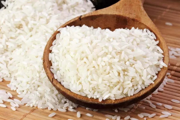Wie unterscheidet sich Basmatireis von normalem Reis? Wie unterscheidet sich Basmati-Reis von normalem Reis?